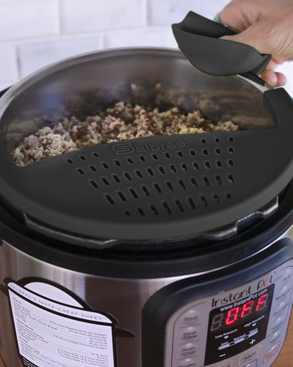 Salbree Silicone Clip N Strain, Vegetable and Ground Beef Grease Strai ...